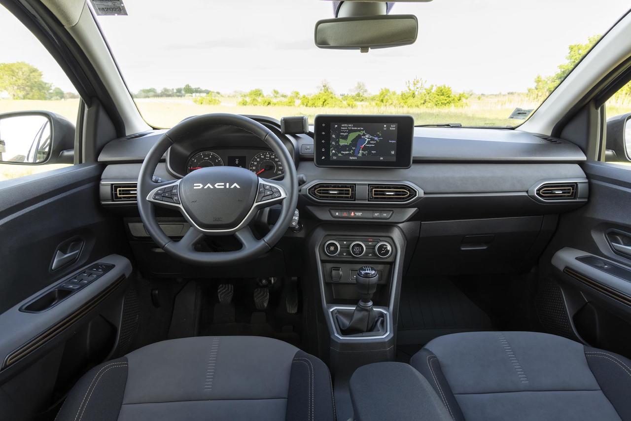 Dacia Sandero Stepway TCe 110 Extreme (2023) - review en specs