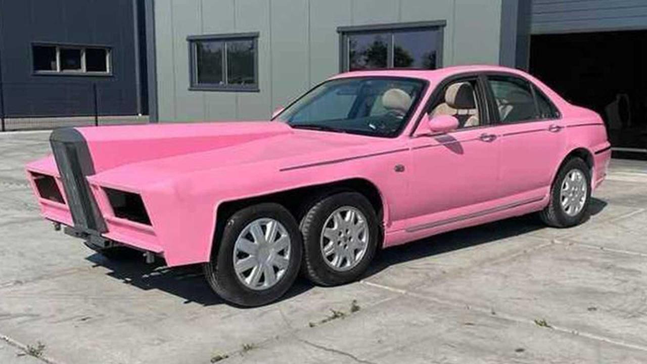 Deze FAB 1 (uit Thunderbirds) kan voor een prikkie van jou zijn