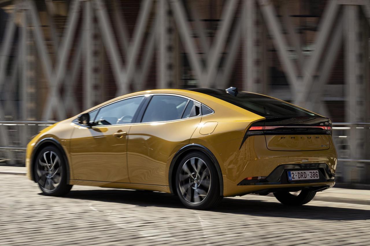 Toyota Prius Plug-in (2023) review: Hoe radicaal anders is ie?