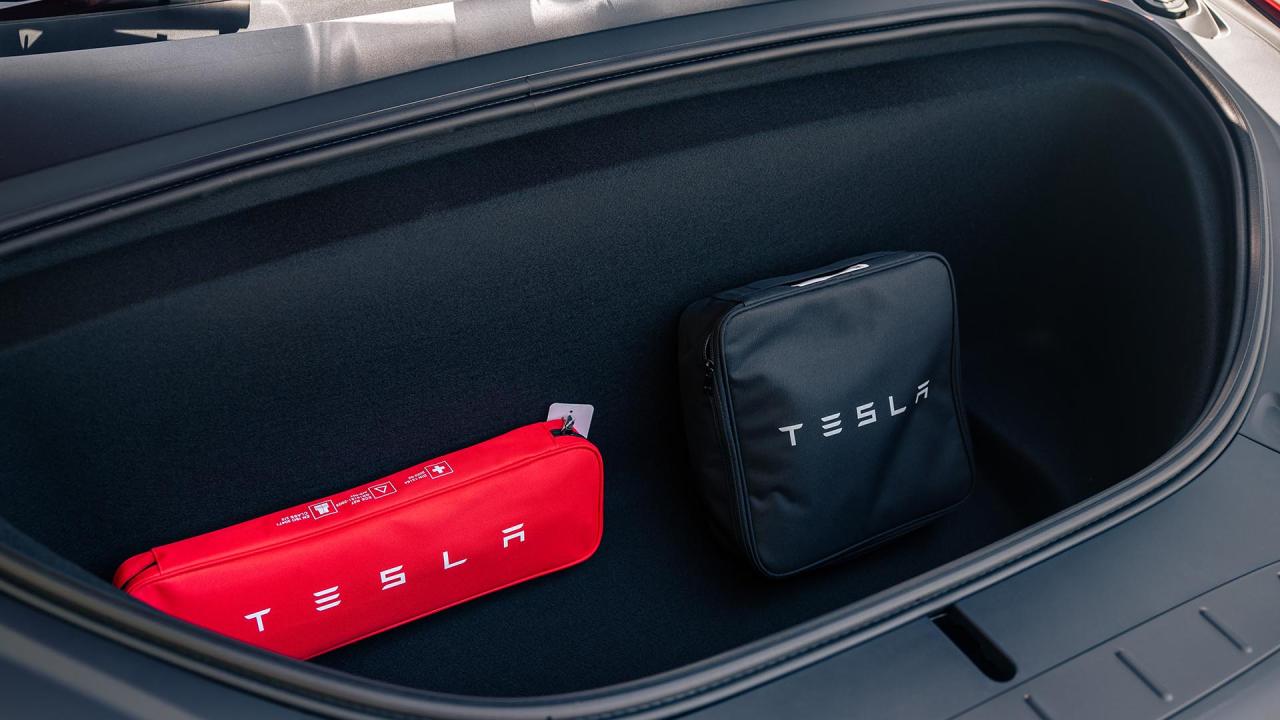 Lotus Eletre vs Tesla Model X review (2023) - TopGear