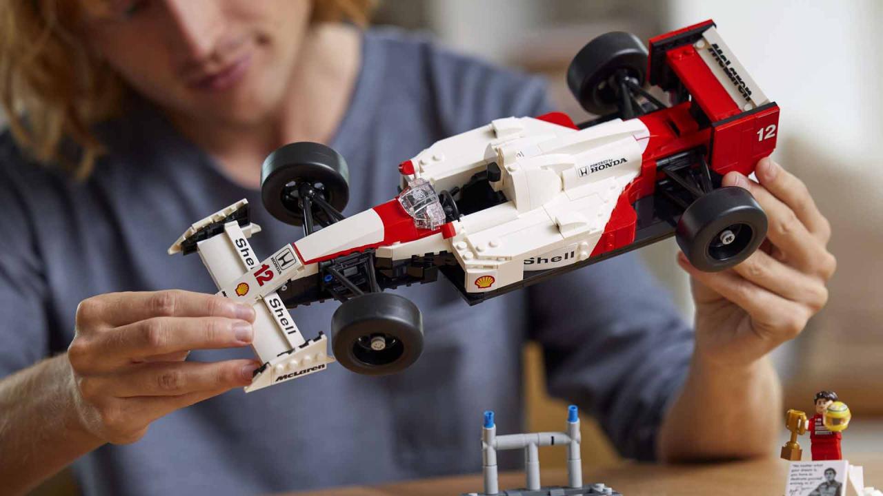 Lego brengt bouwset van legendarische F1-auto van Senna uit - TopGear