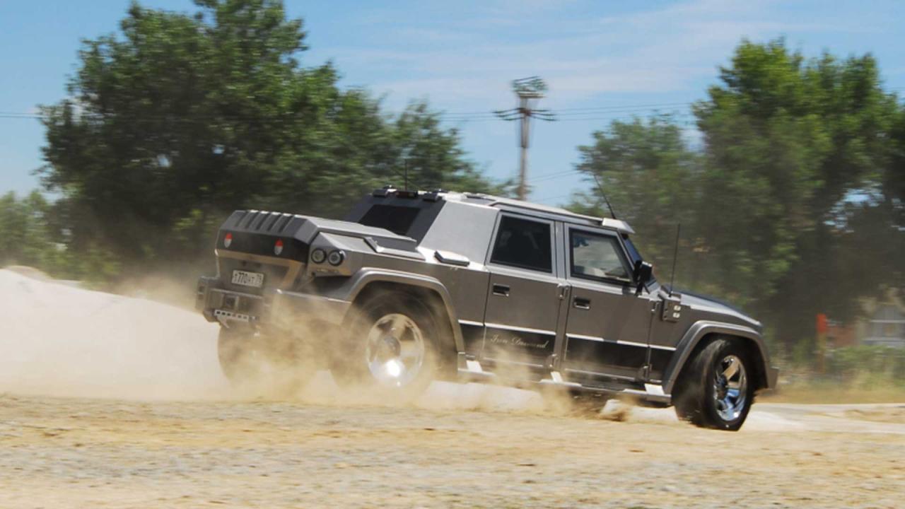 Dartz Prombron Diamond Iron CLV is een LM002 met Urus-motor - TopGear