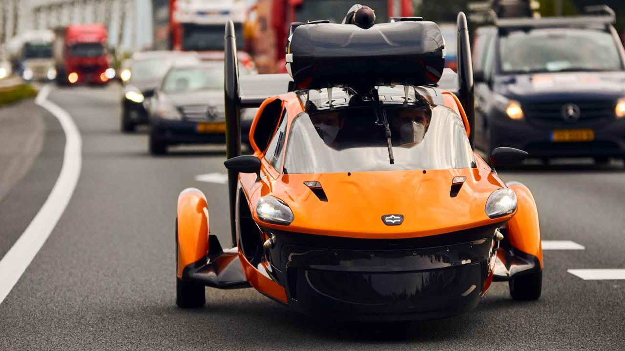 Pal-V verkoopt in één klap meer dan 100 vliegende auto's