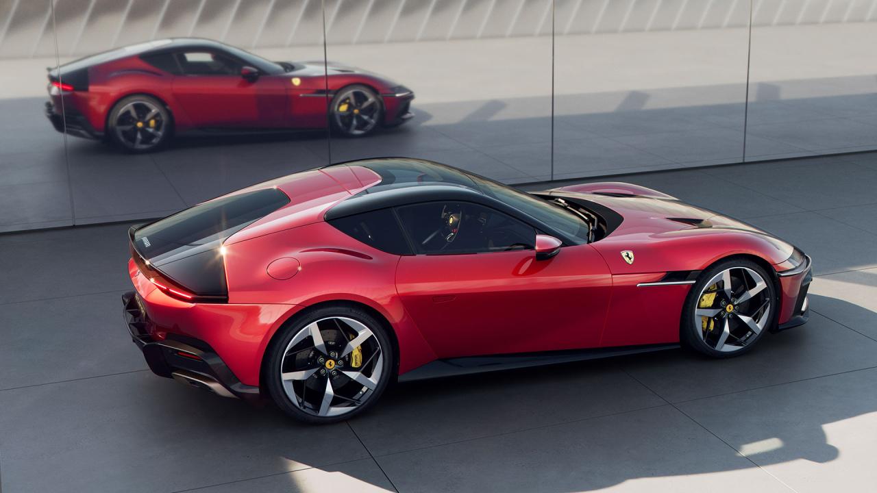 De nieuwe Ferrari 12 Cilindri (2024) houdt de V12 levend