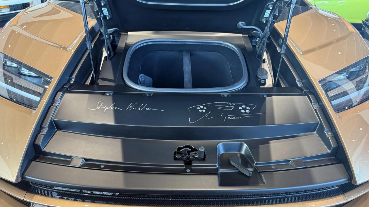 Bruine Lamborghini Countach LPI 800-4 is eigenlijk een Aventador