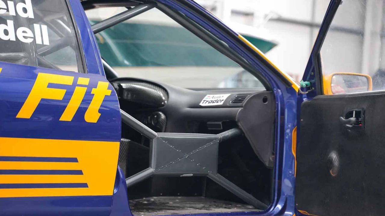 Deze Ford Mondeo Supertouring is nu een simulator