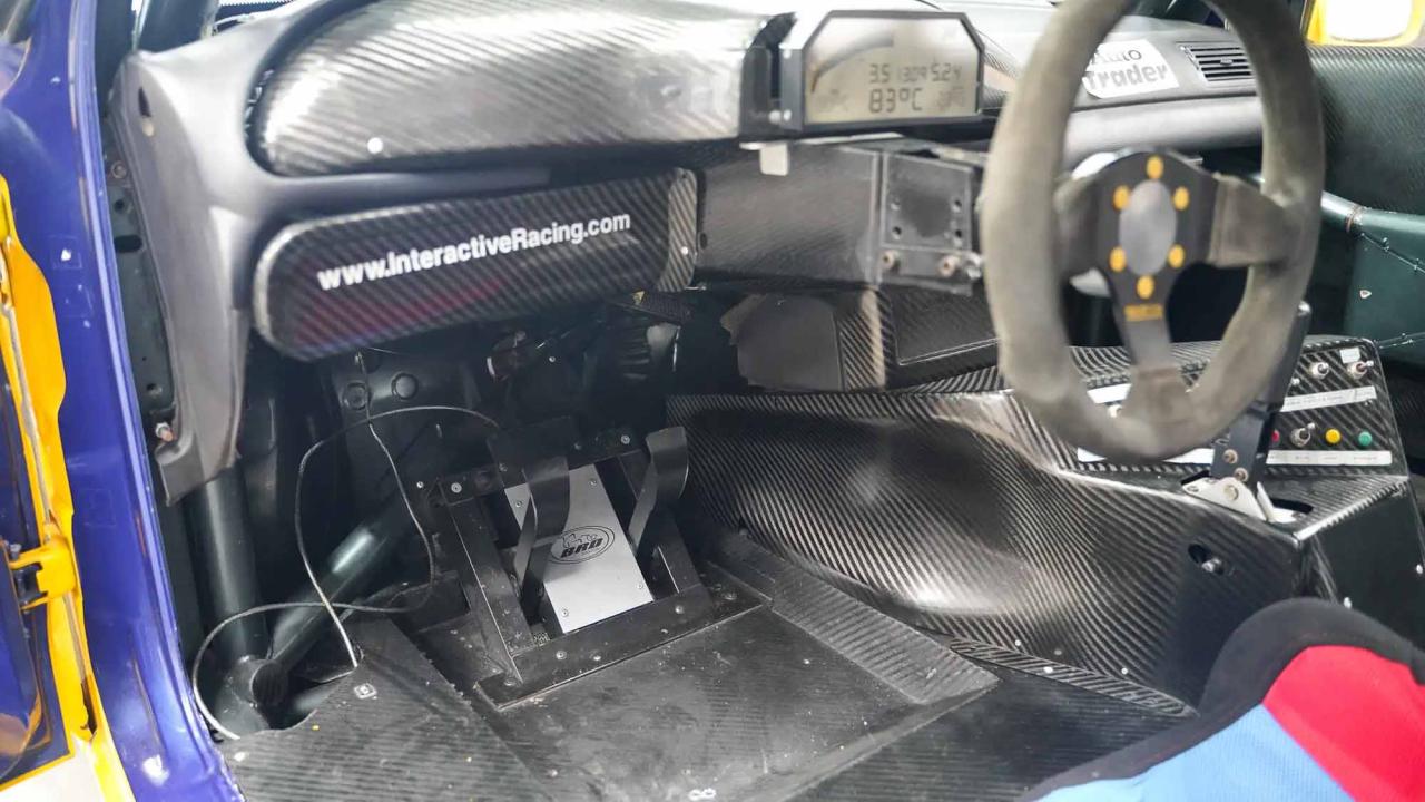 Deze Ford Mondeo Supertouring is nu een simulator