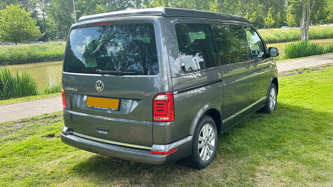 Deze VW Transporter met GTI-motor is officieel een camper