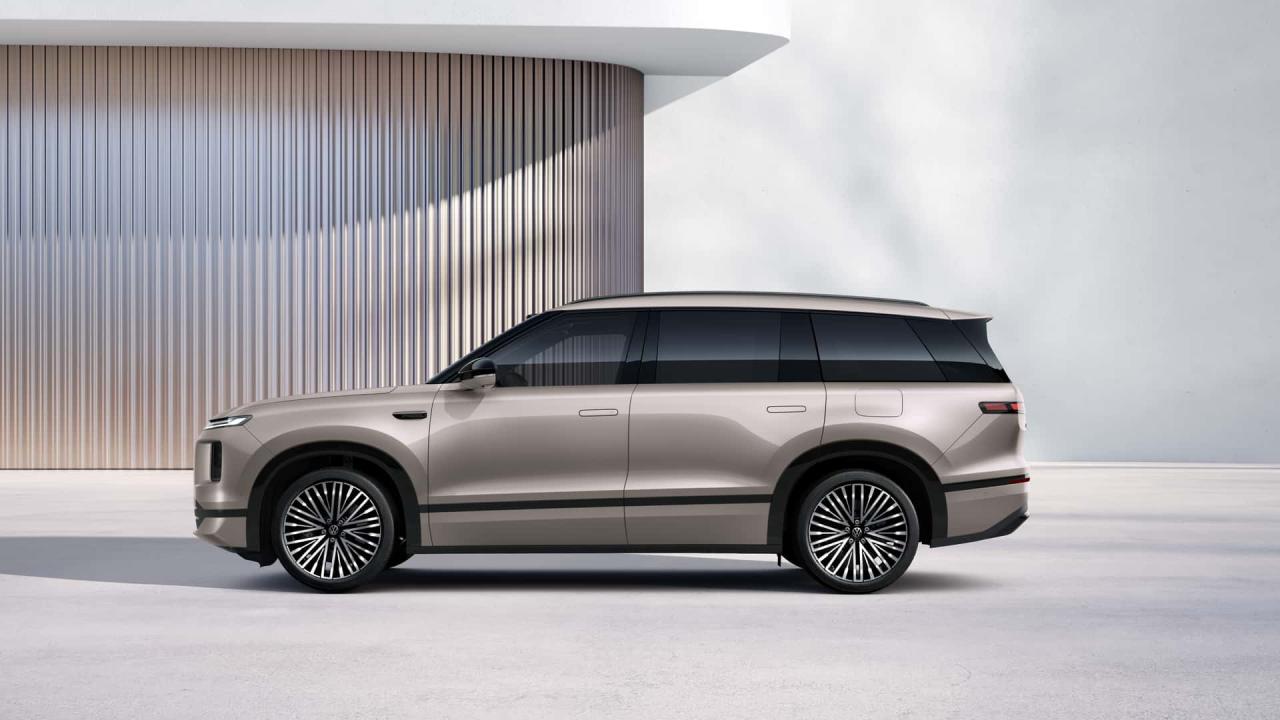 Volkswagen ID.Era 9X: elektrische VW met benzinemotor - TopGear