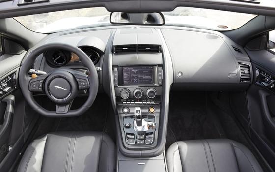 Jaguar F-type vs 911 en Boxster - TopGear