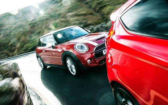 Mini Cooper S vs Ford Fiesta ST - TopGear