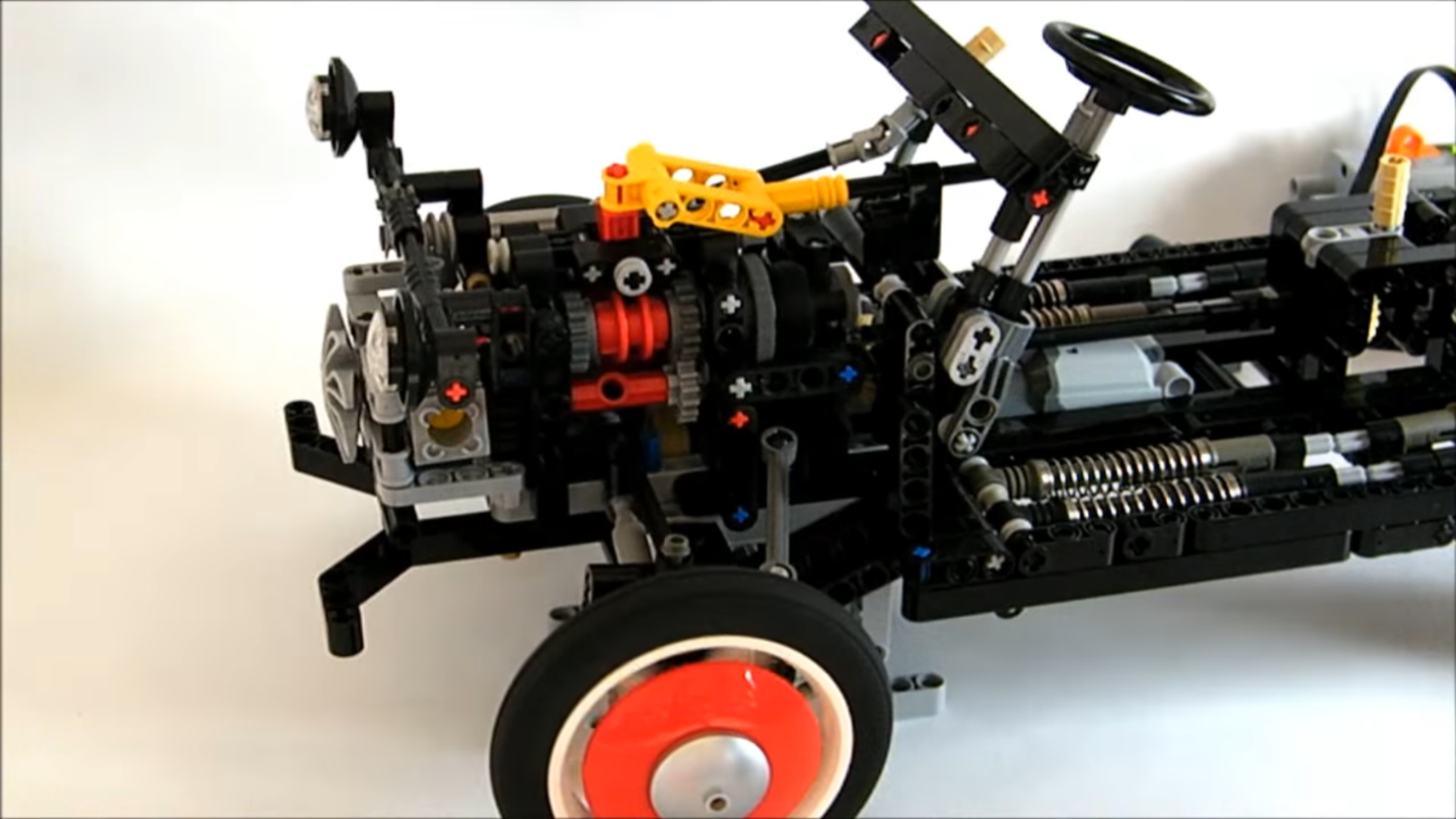 Deze Citroën 2CV van Lego is perfectie - TopGear Nederland