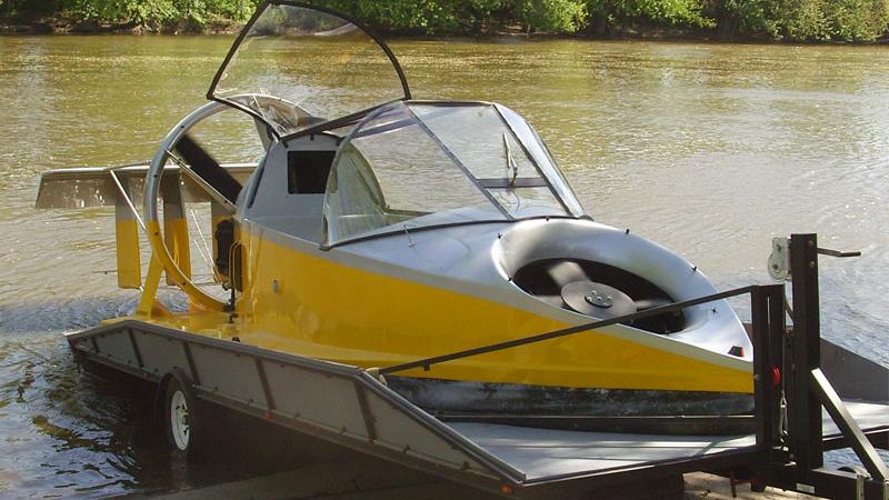 Universal Hovercraft 19XRW Hoverwing - TopGear