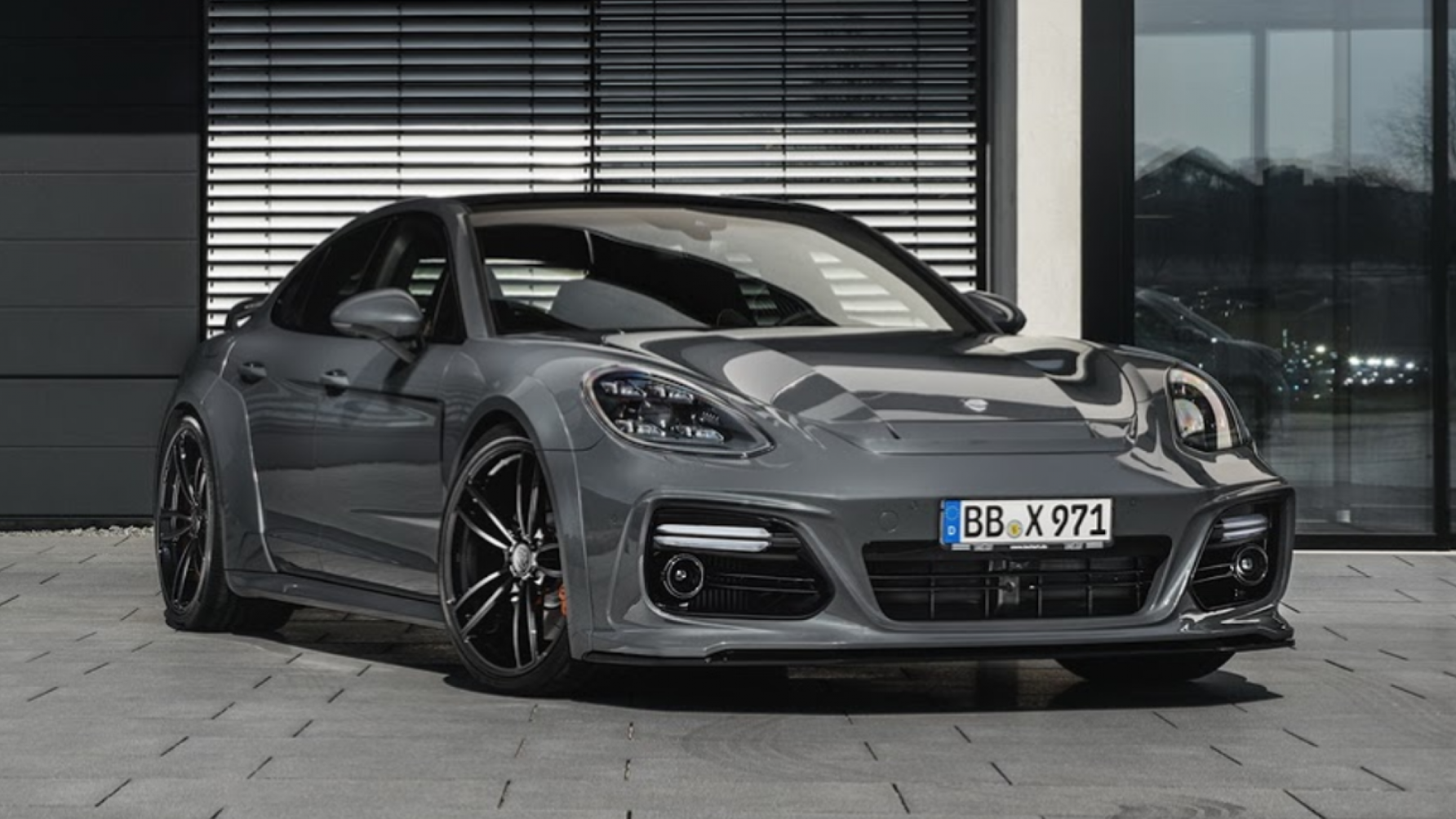 De Porsche Panamera TechArt is nog dikker dan het origineel