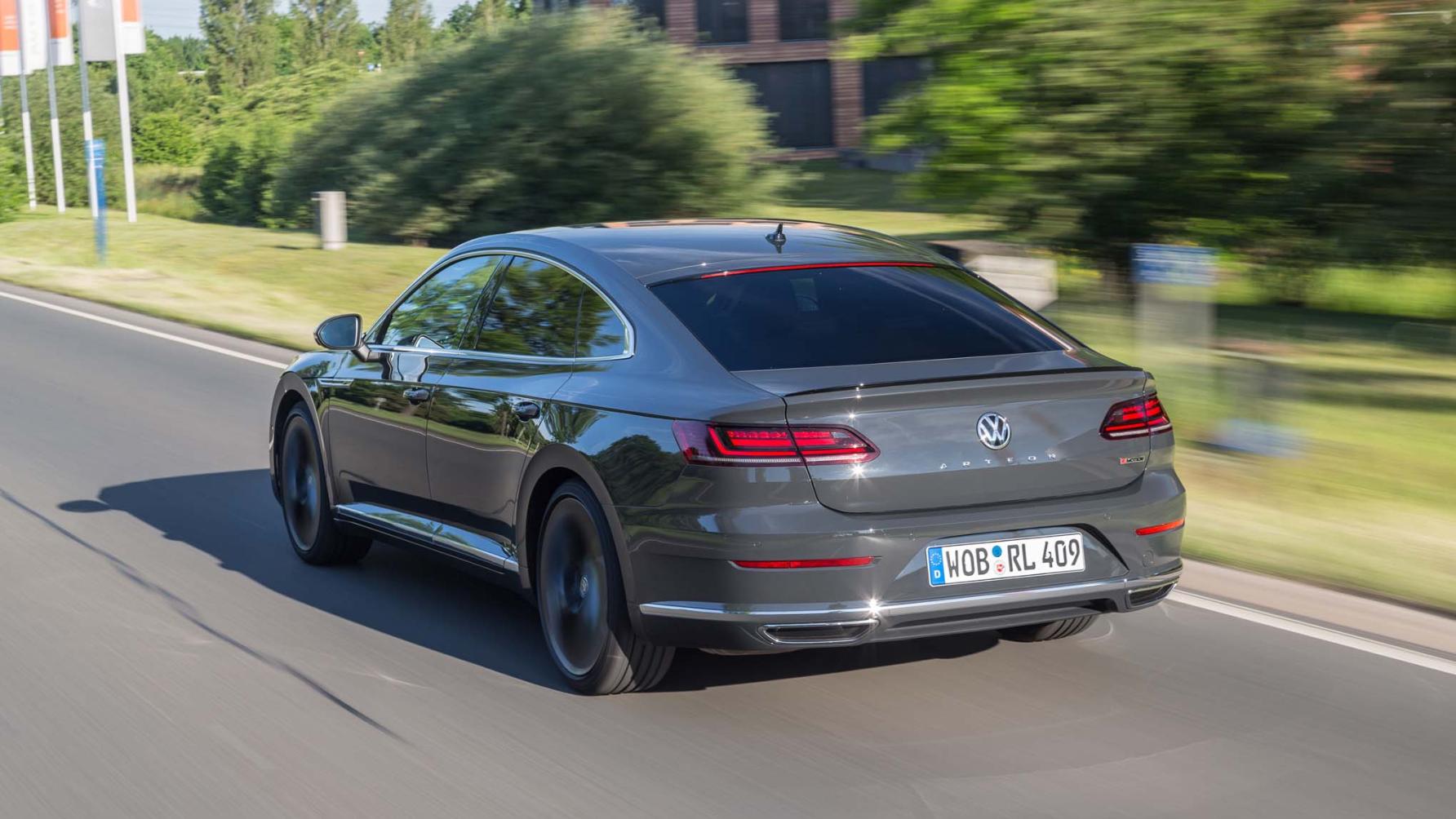 Volkswagen Arteon met VR6-motor is in de maak - TopGear
