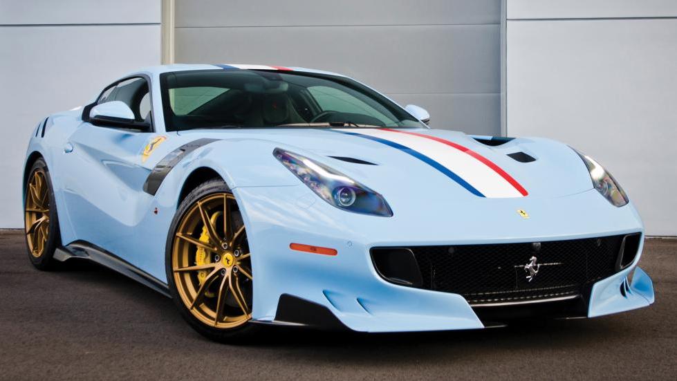 Deze Ferrari F12tdf heeft 110.000 dollar aan opties - TopGear