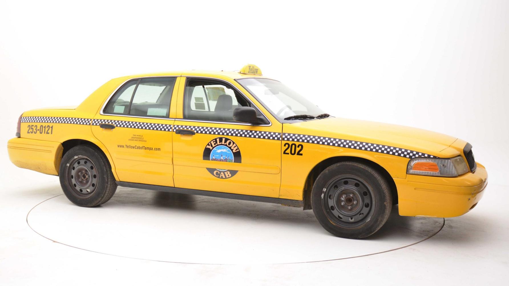 Deze Ford Crown Victoria-taxi kan van jou zijn - TopGear