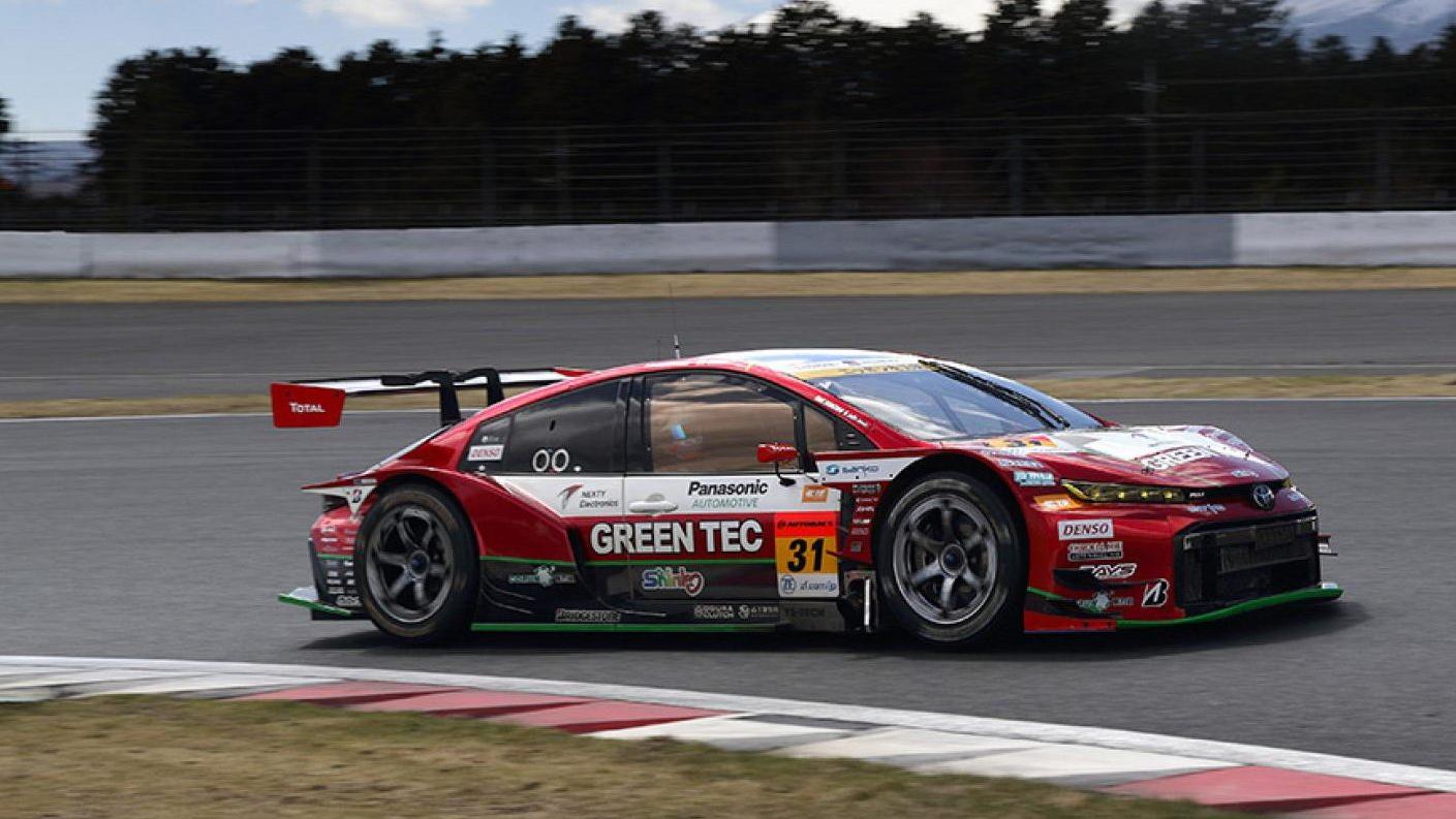 De Toyota Prius GT300 is een hybride-V8 met 500+ pk - TopGear Nederland