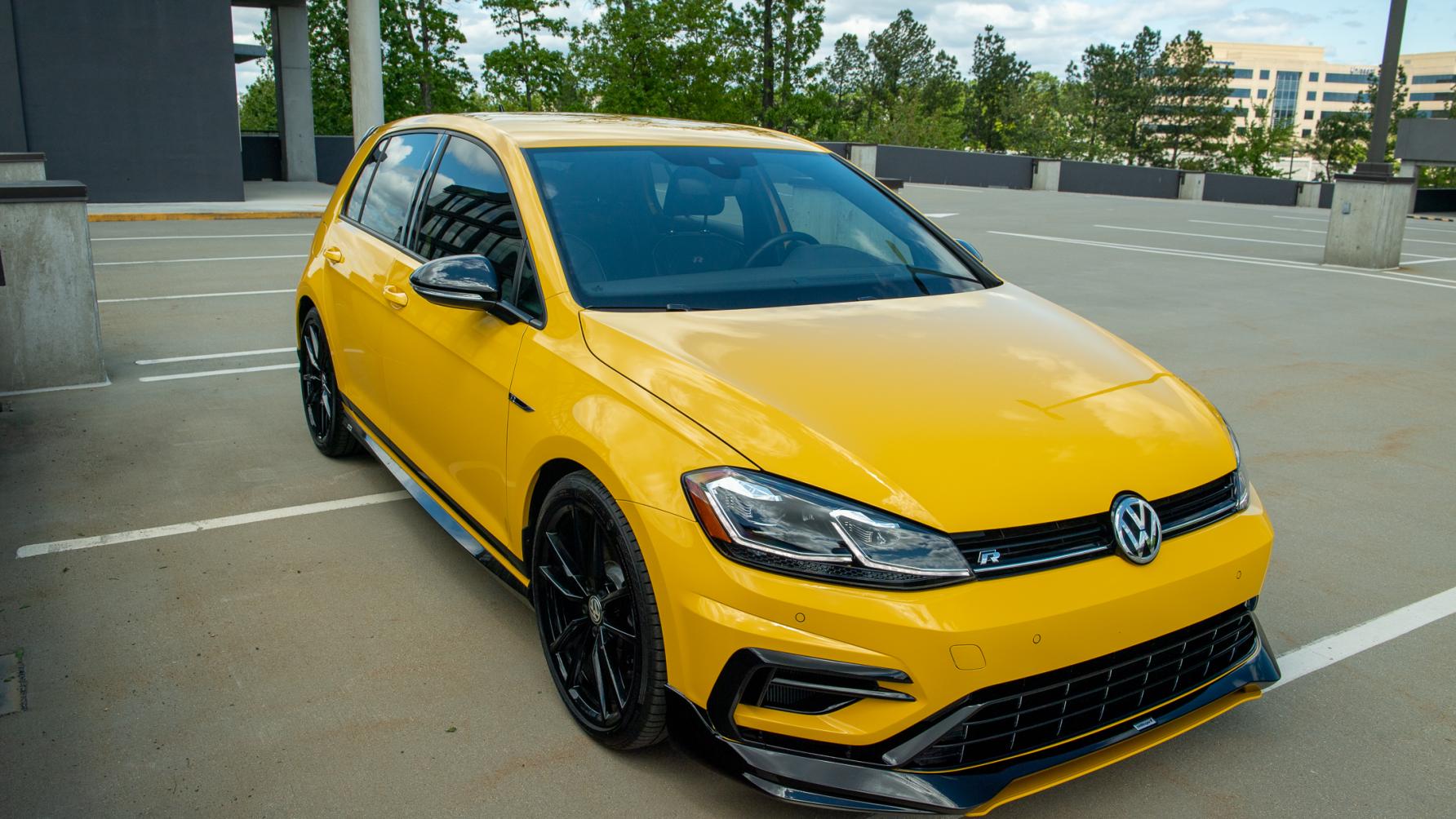 Zeldzaam: Spektrum-kleuren voor de Volkswagen Golf R - TopGear