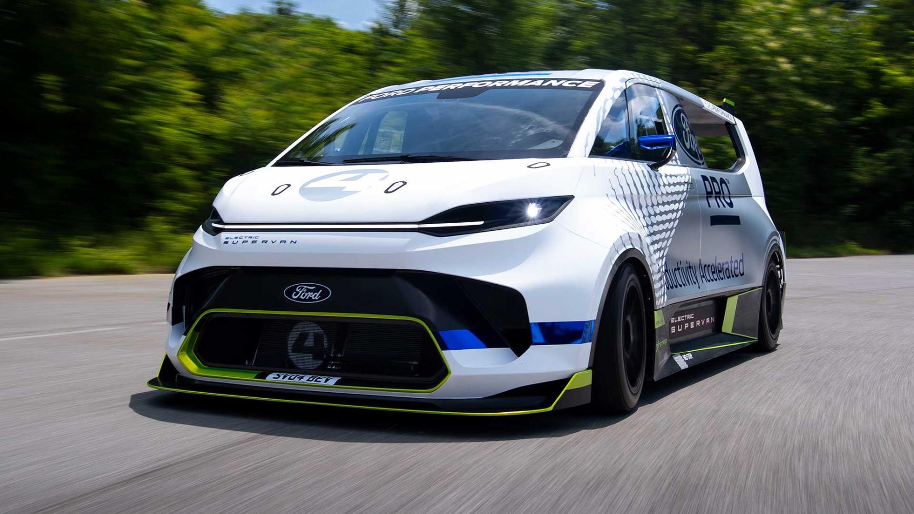 Ford Supervan 4 is een elektrisch busje met 2.000 pk - TopGear