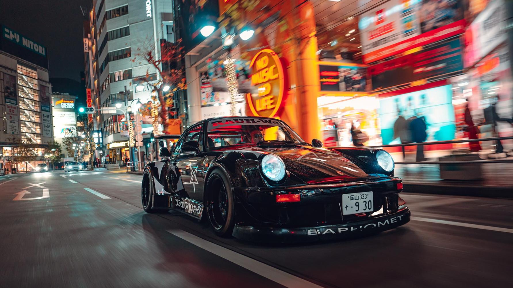 Porsche 911 930 Turbo RWB Baphomet is een duivel op wielen