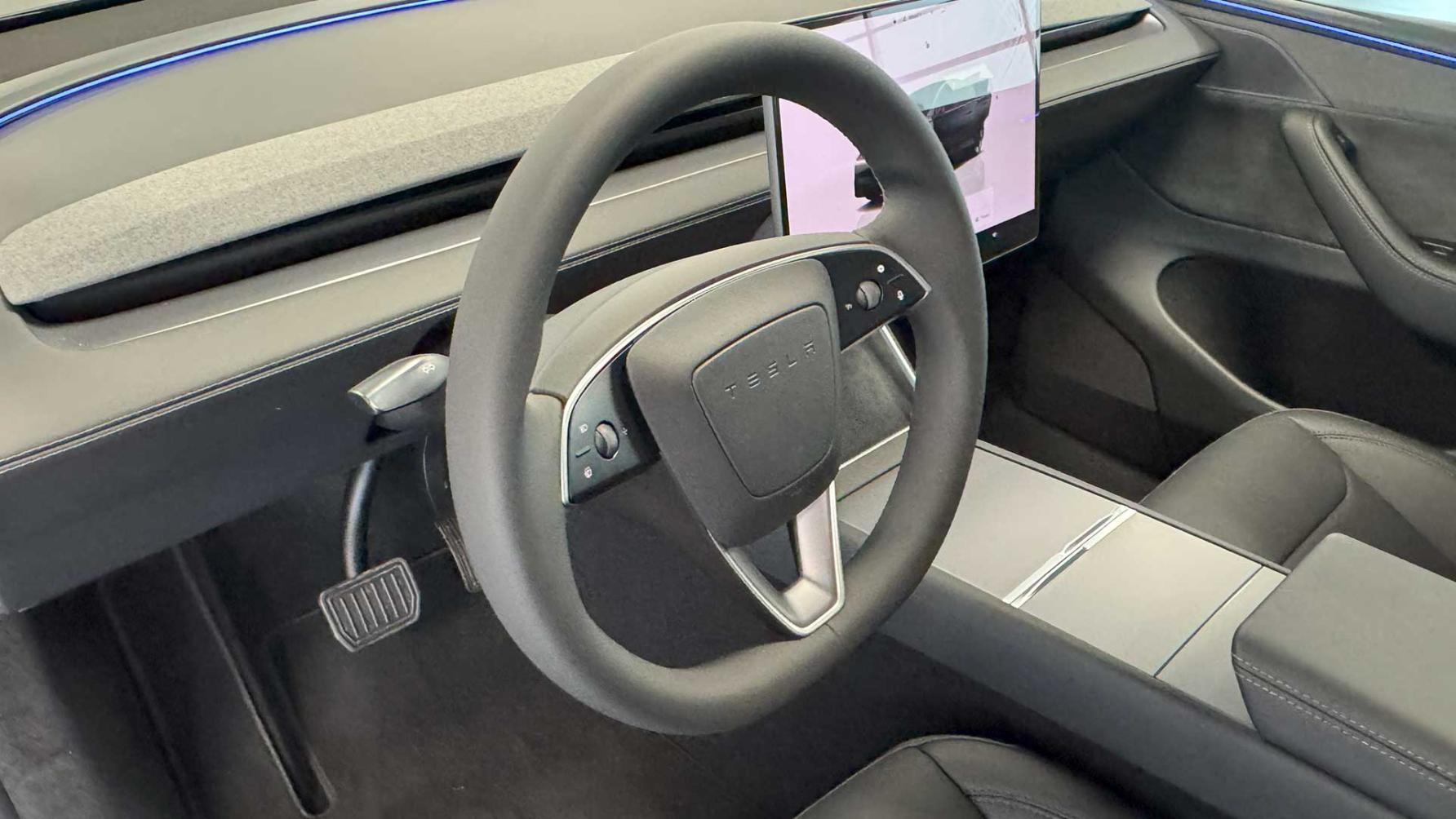 Tesla Model 3 krijgt weer een richtingaanwijzerhendeltje