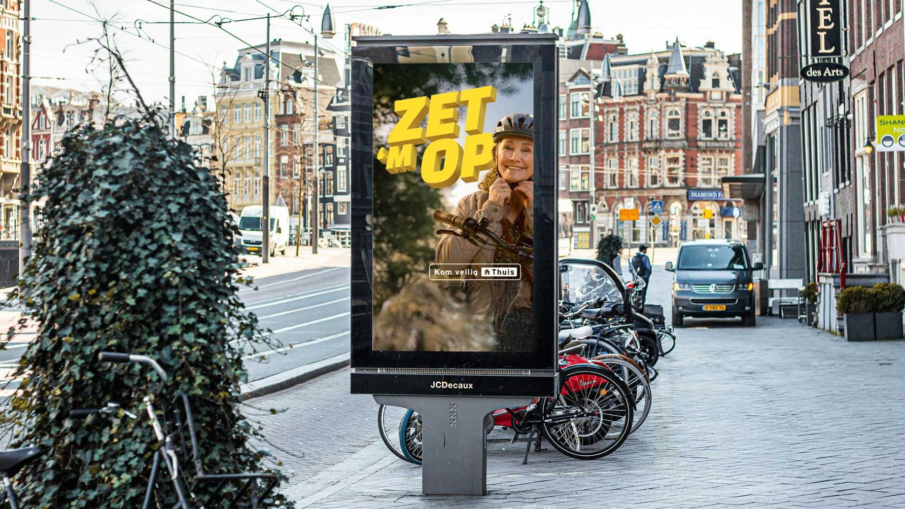 Campagne voor fietshelm 'zet 'm op' is wat onhandig