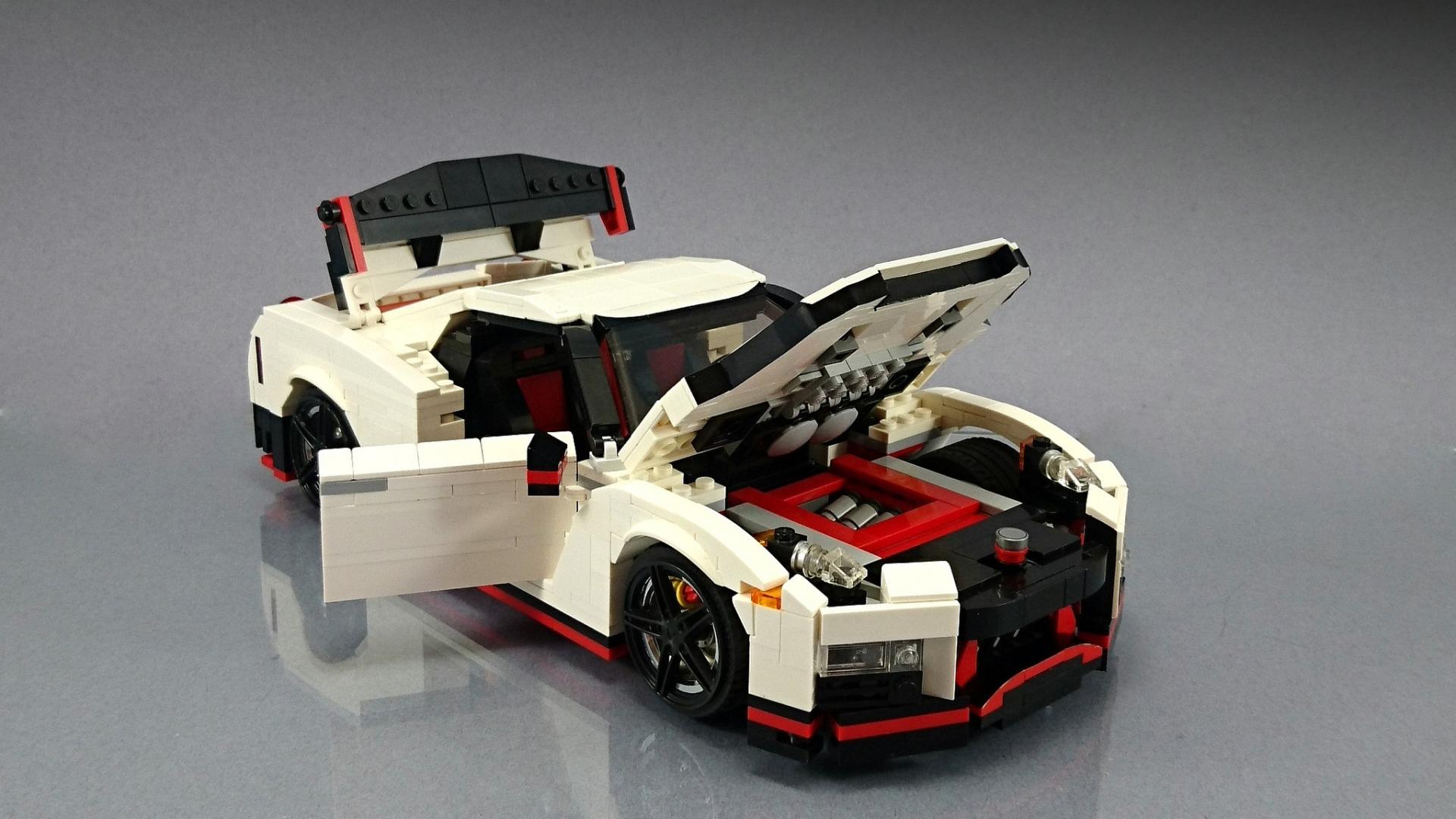 Deze Nissan GT-R van Lego wil jij hebben - TopGear Nederland