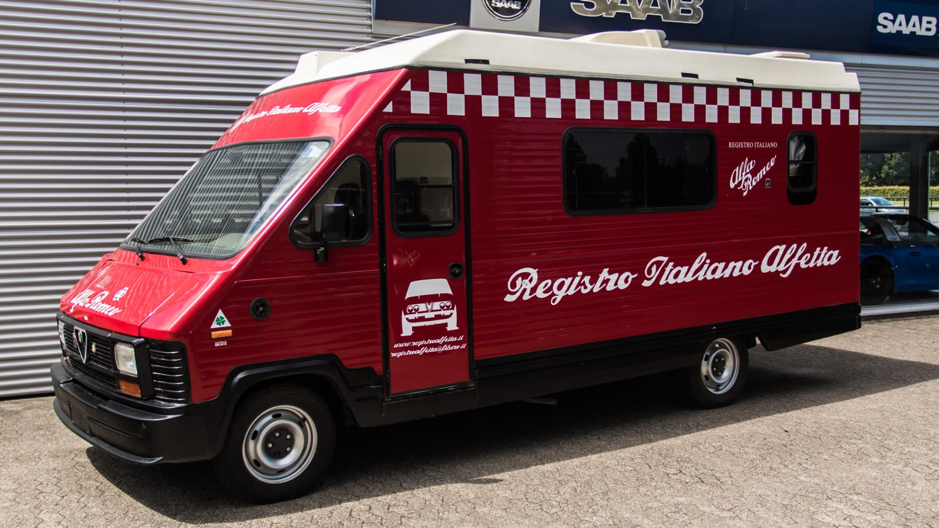 Alfa Romeo AR6 is de coolste camper - TopGear Nederland