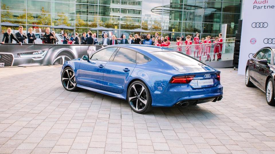 Dit zijn de nieuwe autos van FC Bayern München - TopGear Nederland