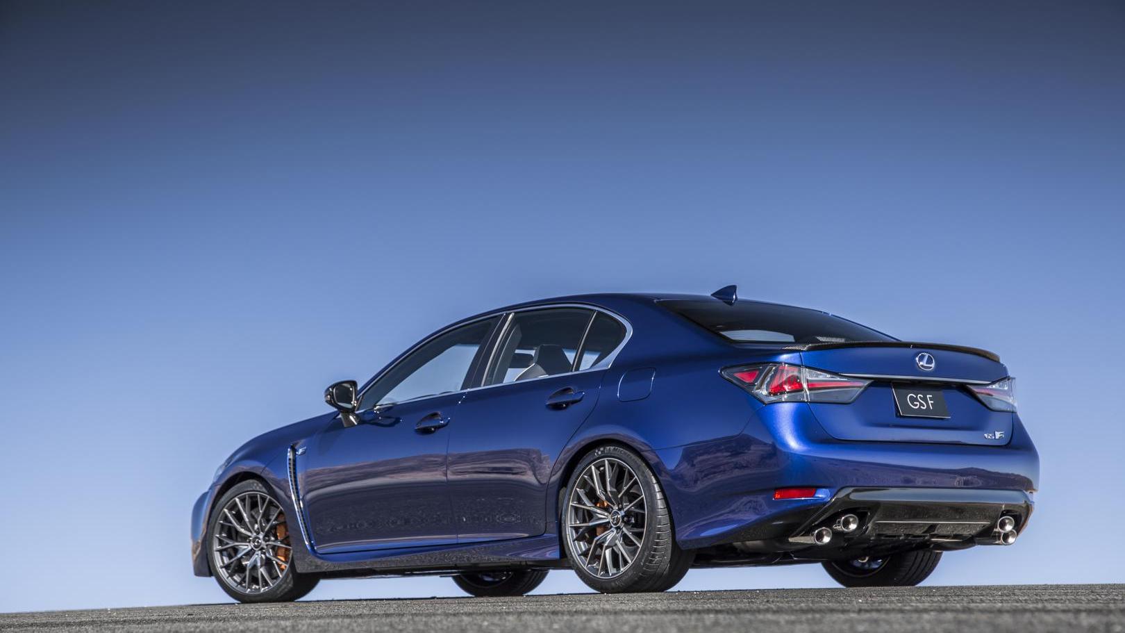 Wat de 'ouderwetse' Lexus GS F zo leukt maakt (2018) - Topgear Nederland