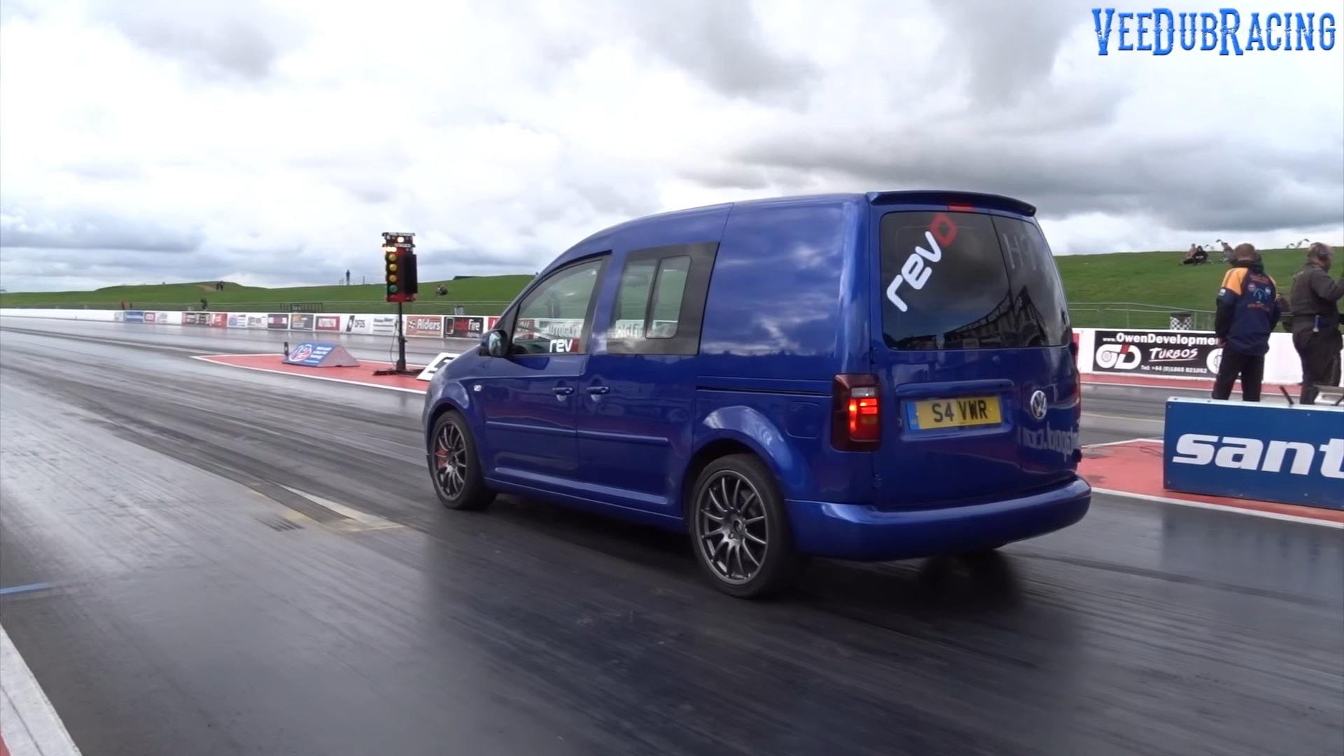 Volkswagen Caddy R is een snelle bezorgmachine - TopGear