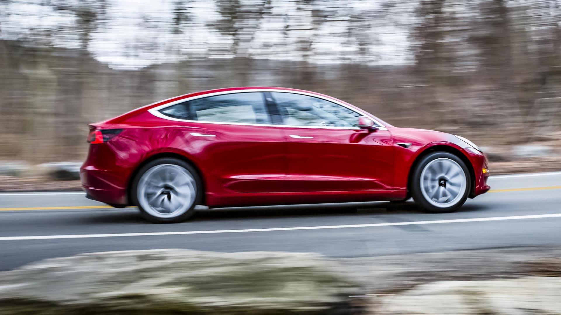 Tesla Model 3 Performance wordt een M3-concurrent - TopGear Nederland