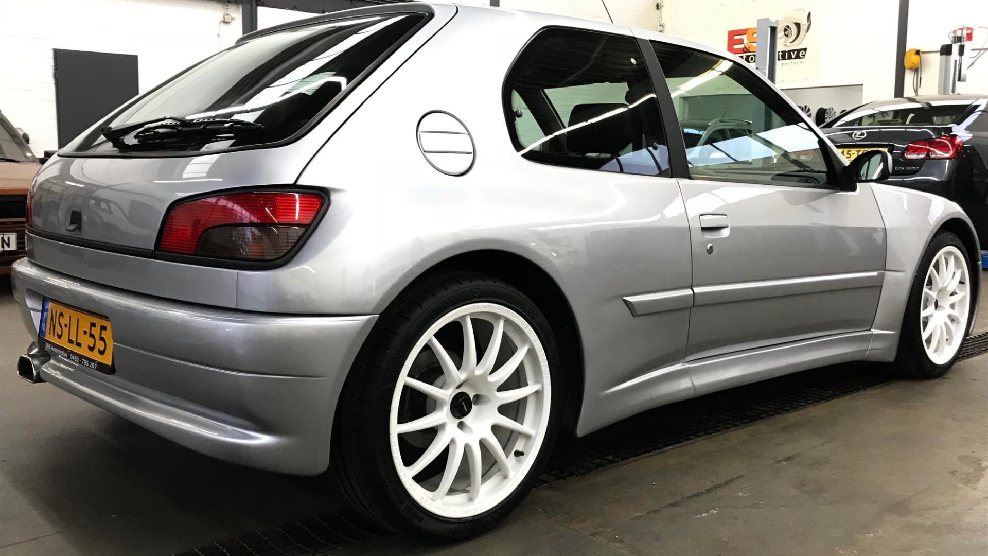 Peugeot 306 Dimma is een mini-Maxi - TopGear Nederland