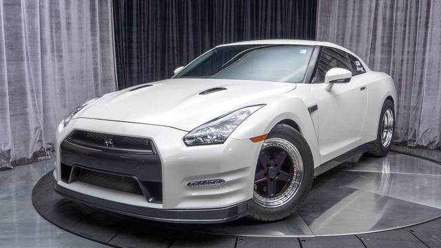 Nissan GT-R met 1.300 pk te koop - TopGear Nederland