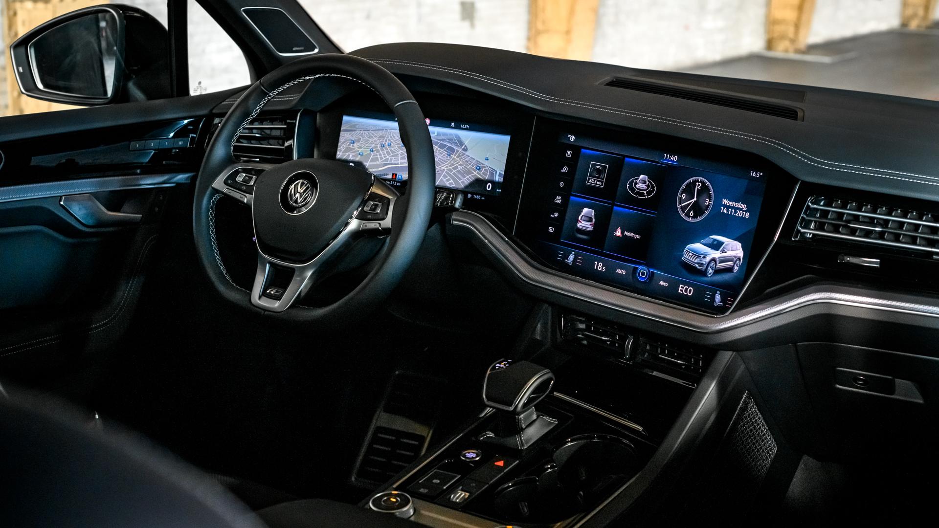 Volkswagen Touareg R-Line Black Style is intimiderend - TopGear