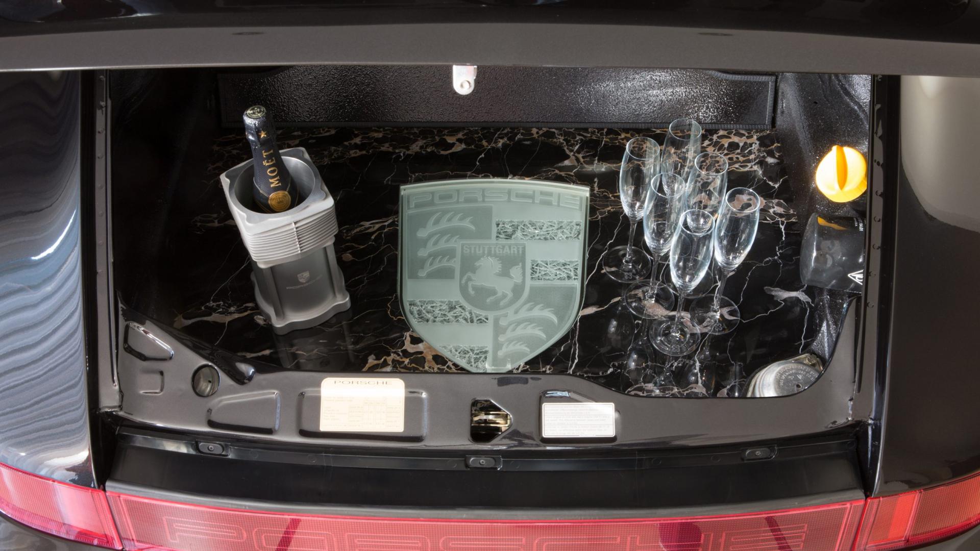 Deze Porsche 911-bar is een ideale sfeermaker voor je man cave - TopGear