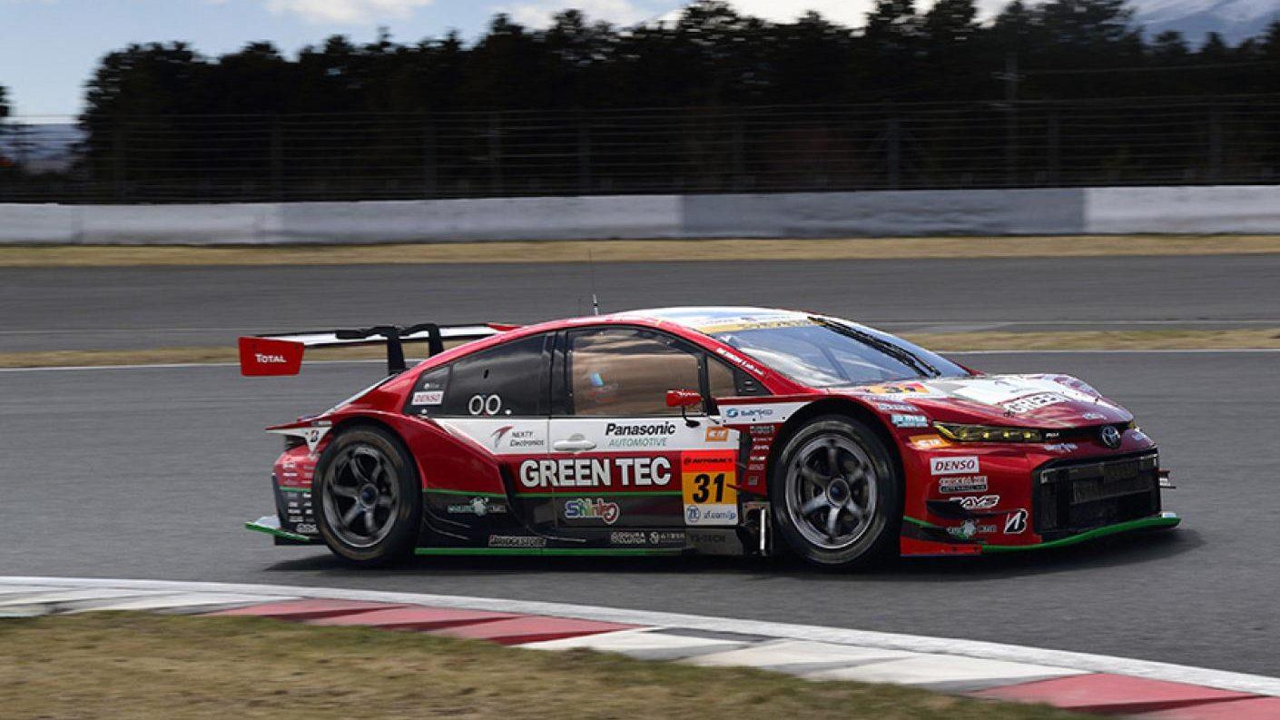 De Toyota Prius GT300 is een hybride-V8 met 500+ pk - TopGear Nederland