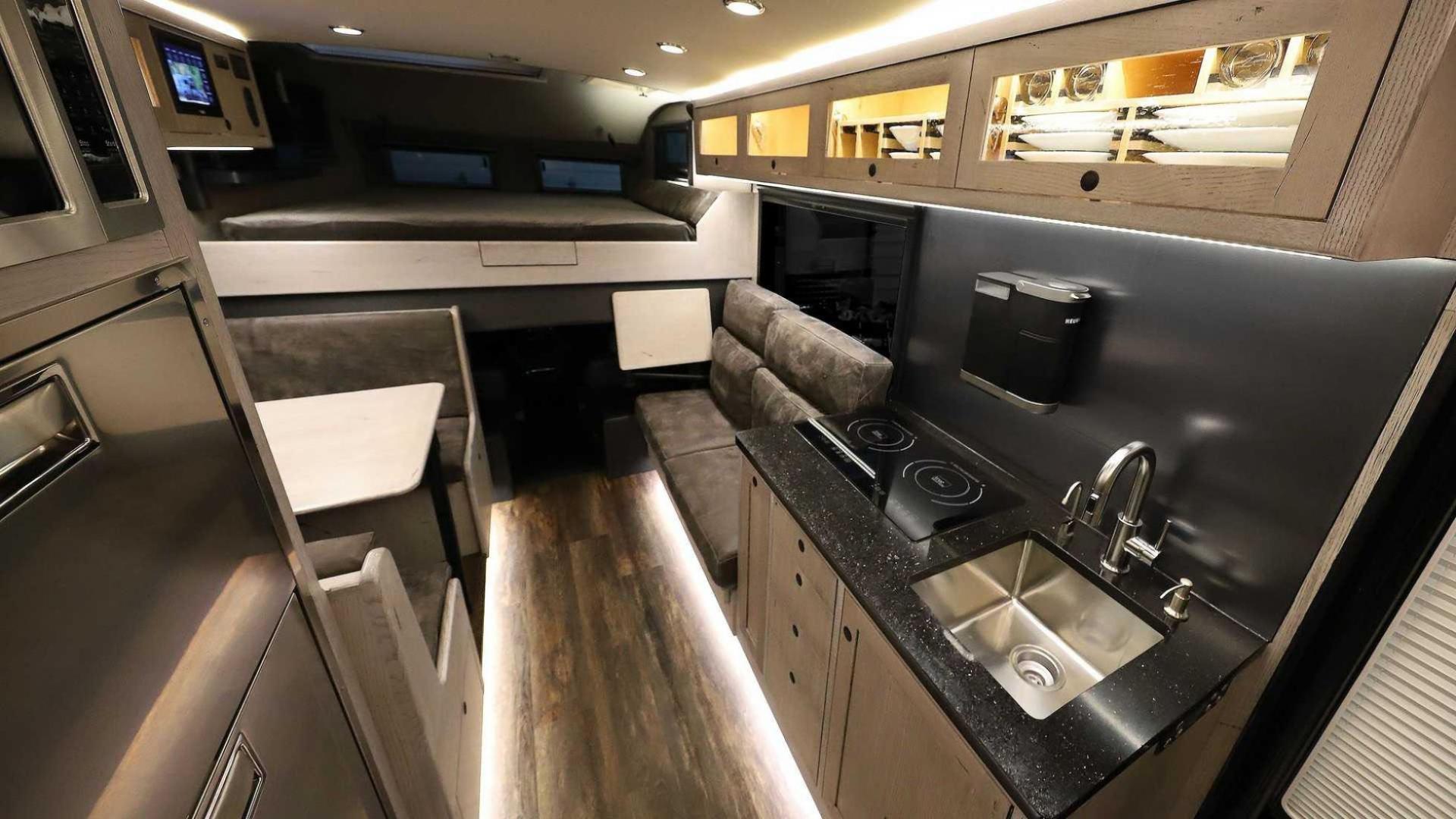 EarthRoamer LTi: een camper van koolstofvezel - TopGear Nederland