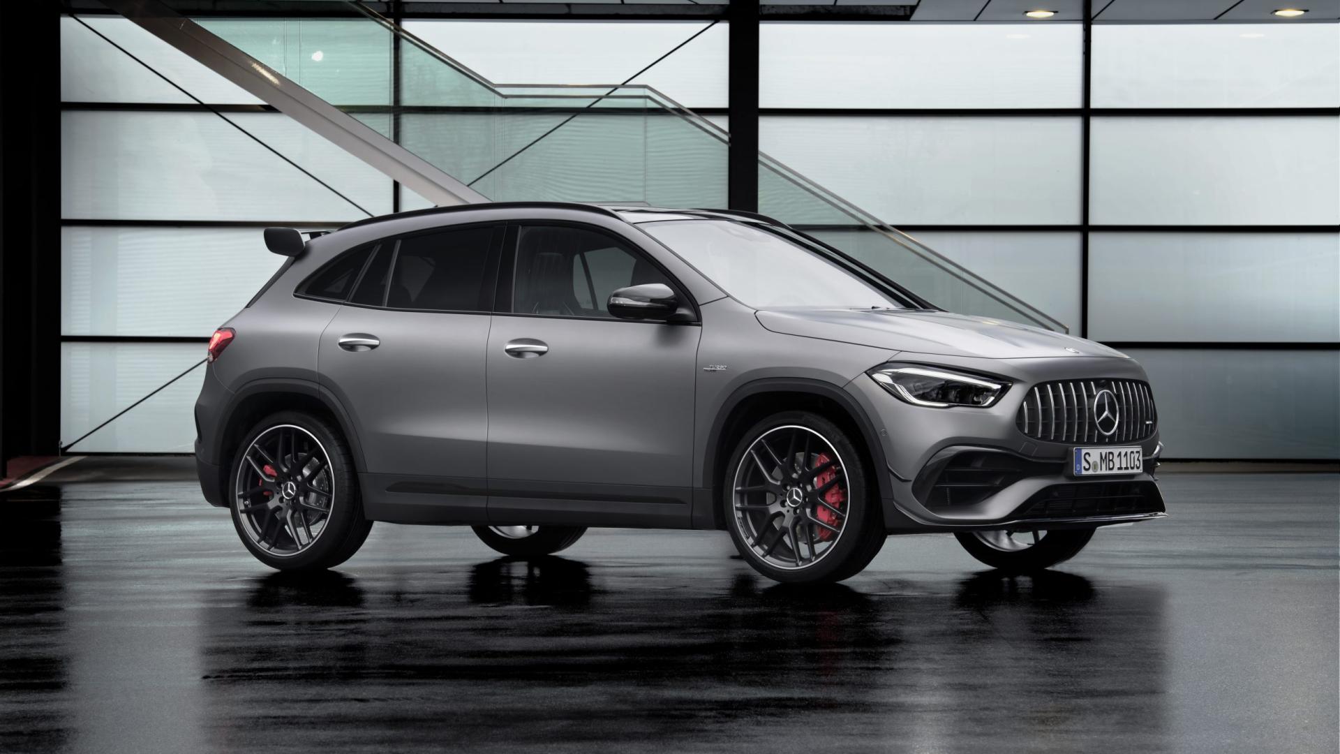 Mercedes-AMG GLA 45 S is hoog en heet - TopGear Nederland