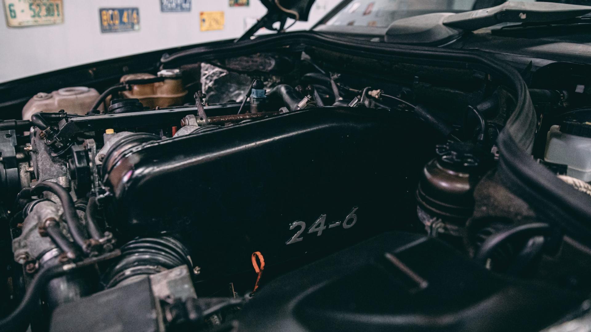 Kooptip: Mercedes 300E met BMW M1-motor - TopGear Nederland