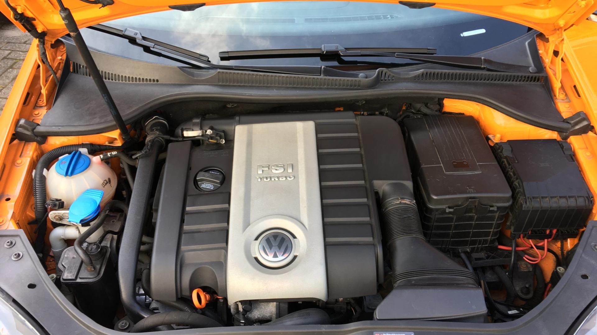 Kooptipje: Golf GTI in de kleur Magma Orange te koop - TopGear