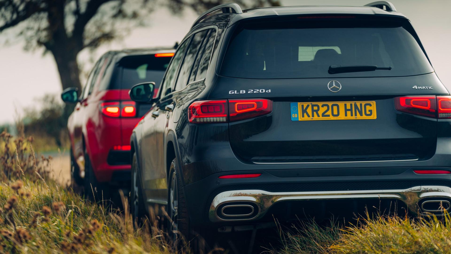 Mercedes GLB vs Land Rover Discovery Sport - TopGear Nederland