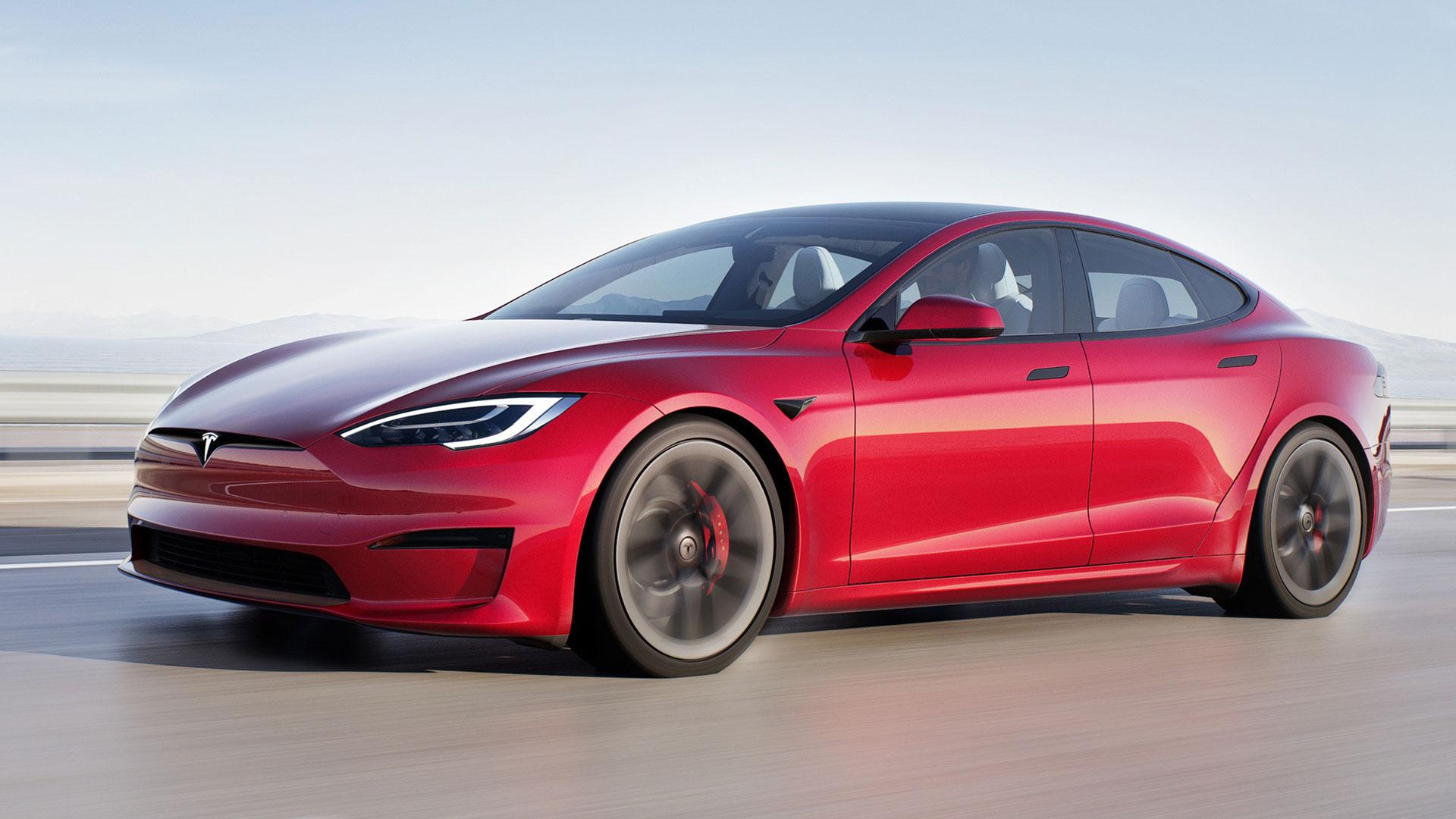 Nieuwe stuur van Tesla (Yoke) in de Model S: zo rijdt het - TopGear