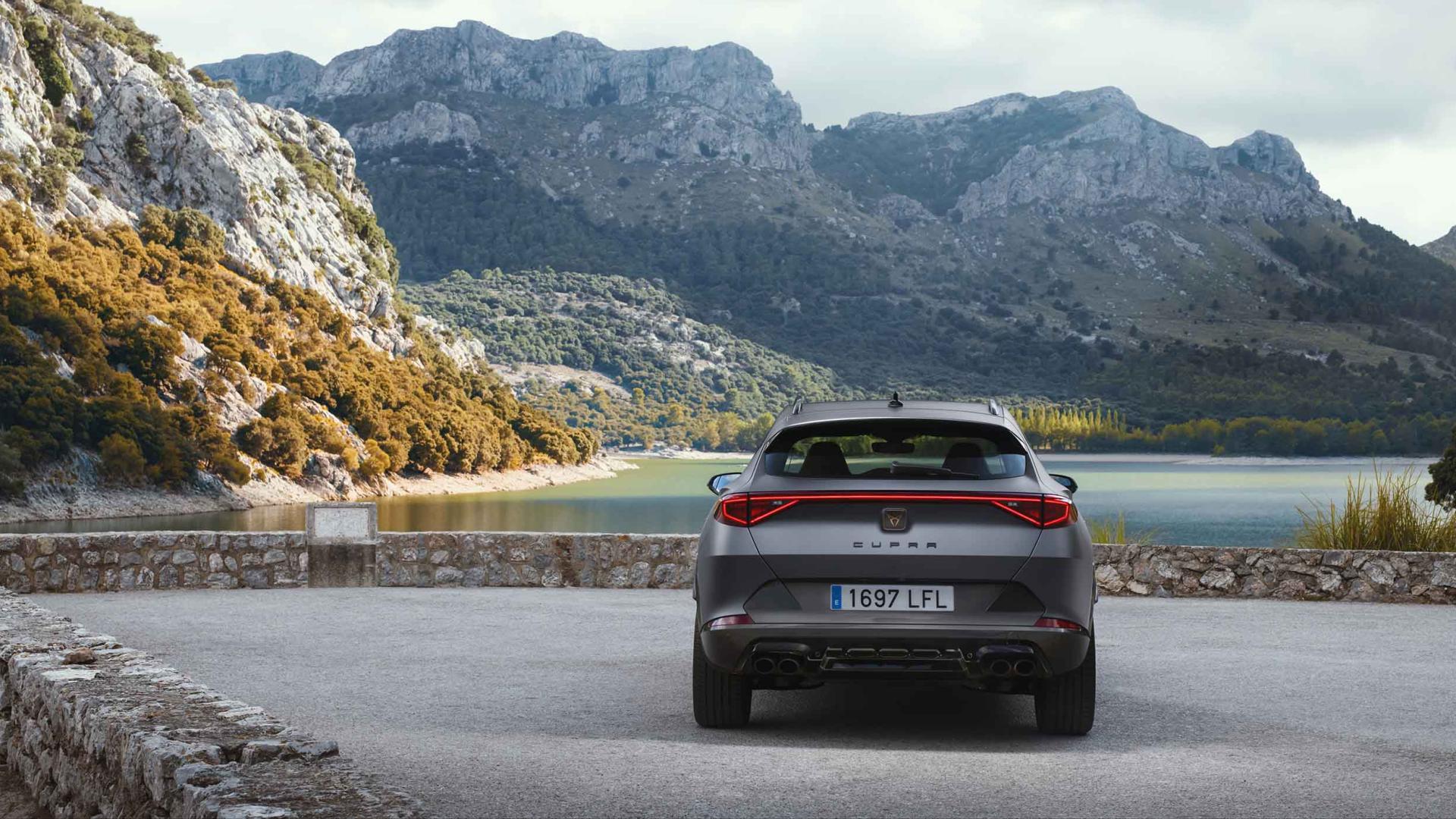 Cupra Formentor VZ e-Hybrid Copper Edition - test (2021) - TopGear NL Cupra Formentor VZ e-Hybrid Copper Edition - test (2021) - TopGear NL