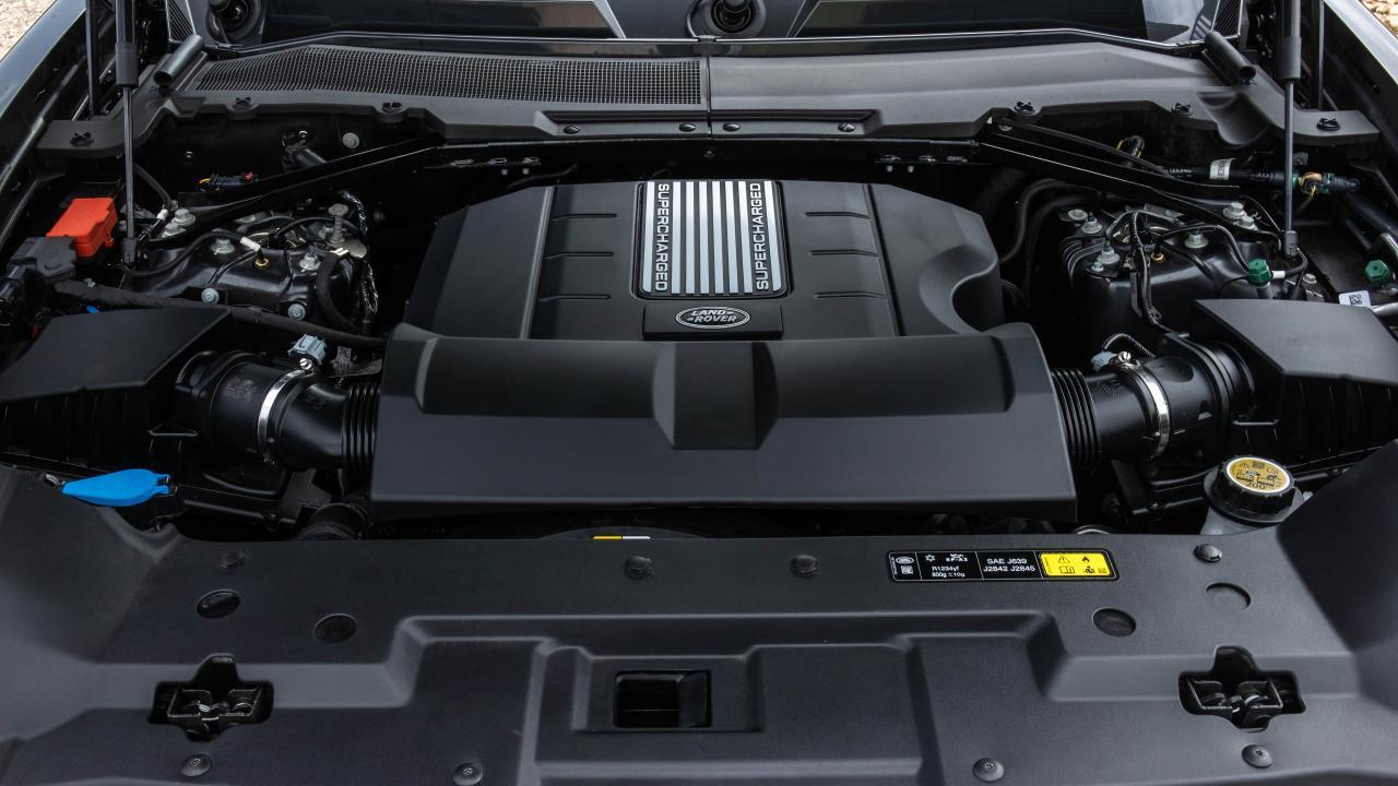 De Land Rover Defender V8: een goed idee? (review en specificaties)