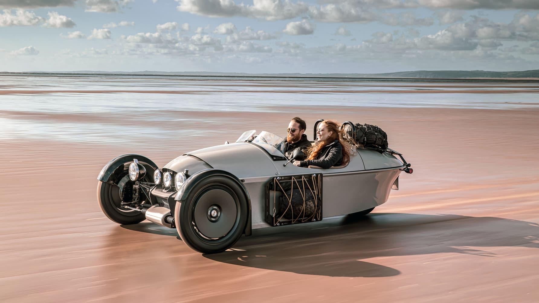 Morgan Super 3 is een driewieler met een Ford-motor - TopGear
