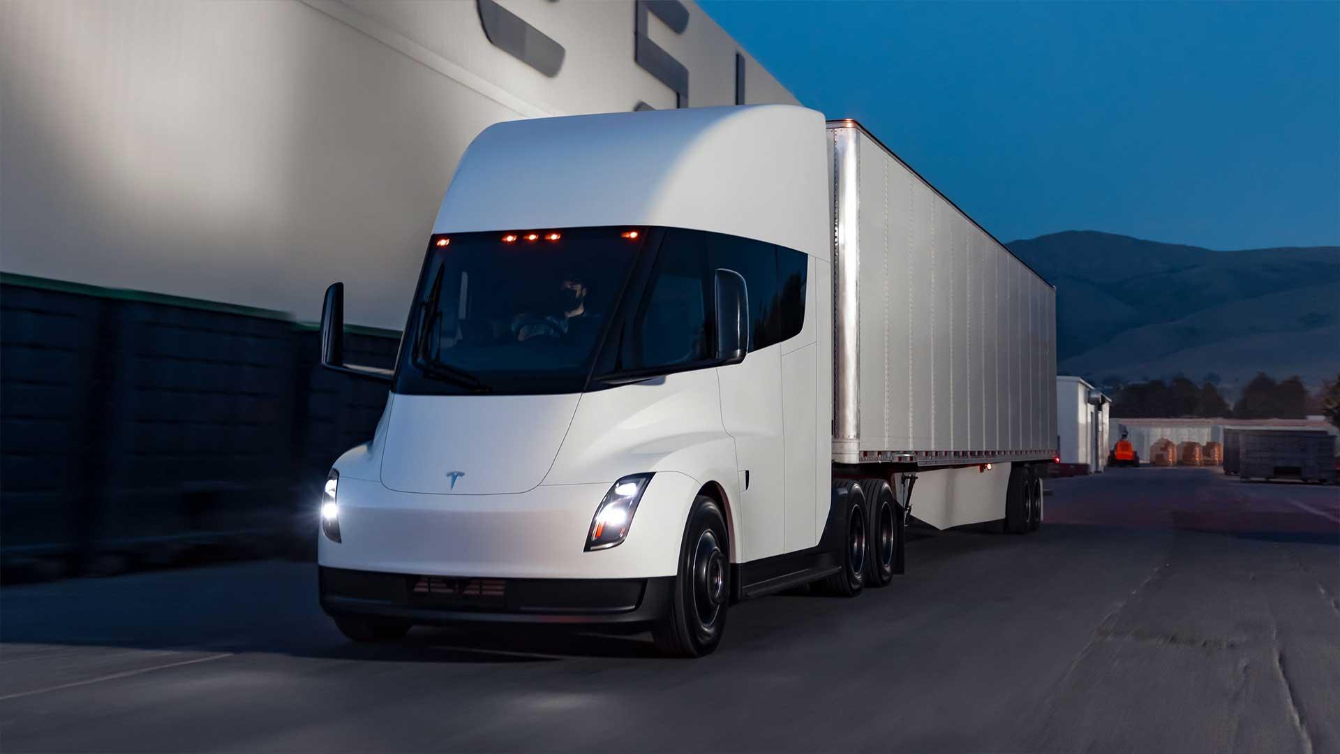 De Tesla Semi truck is nu eindelijk klaar - TopGear