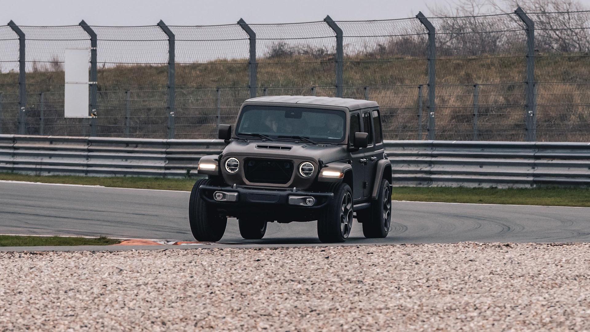 Jeep Wrangler 392 Sam’s Garage review (2023) - TopGear