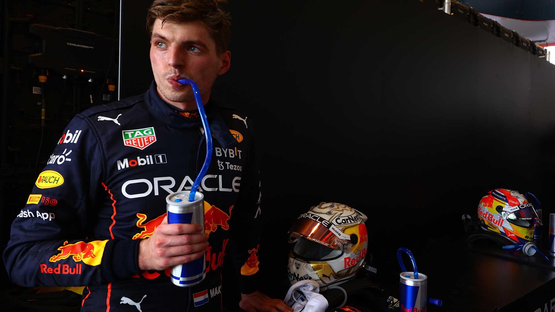 Wat drinkt Max Verstappen tijdens een F1-race? Het is geen water ...